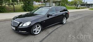 Черный Мерседес E 200 2013 в Огре, объемом двигателя 2.20 л и пробегом 375 тыс. км за 6100 €, фото 6 на AUTOMOTO.COM.LV