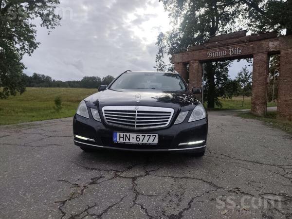 Melns Mercedes-Benz e-200 2013 Rīga, ar dzinēja tilpumu 2.20 L un nobraukumu 0 tūkst. km par 6900 €, foto 5 vietnē AUTOMOTO.COM.LV