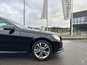 Melns Mercedes-Benz e-200 2014 Viļņa, ar dzinēja tilpumu 2.14 L un nobraukumu 284 tūkst. km par 8600 €, foto 5 vietnē AUTOMOTO.COM.LV