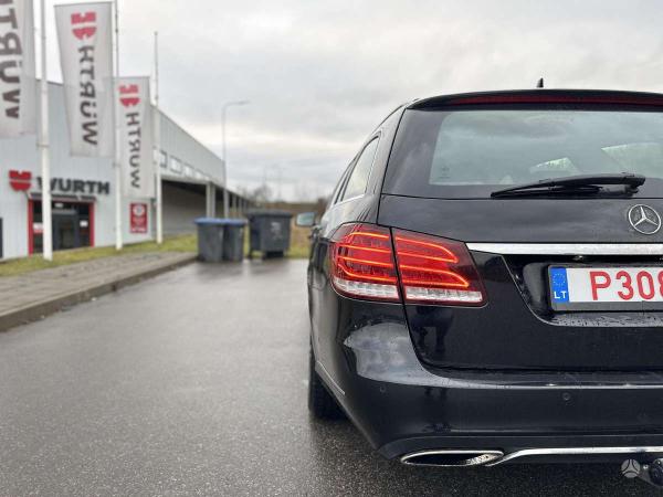 Black Mercedes-Benz e-200 2014 in Vilnius, with an engine capacity of 2.14 L and mileage of 284 thousand km for 8600 €, photo 8 on AUTOMOTO.COM.LV