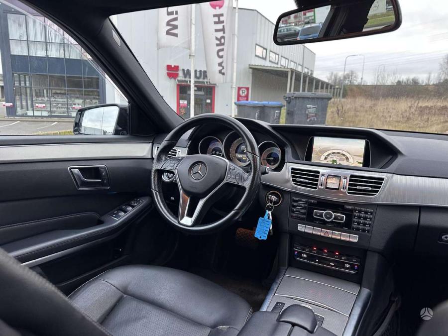 Melns Mercedes-Benz e-200 2014 Viļņa, ar dzinēja tilpumu 2.14 L un nobraukumu 284 tūkst. km par 8600 €, foto 13 vietnē AUTOMOTO.COM.LV