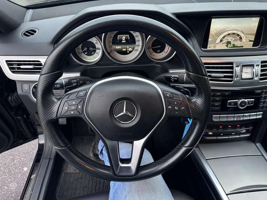 Melns Mercedes-Benz e-200 2014 Viļņa, ar dzinēja tilpumu 2.14 L un nobraukumu 284 tūkst. km par 8600 €, foto 23 vietnē AUTOMOTO.COM.LV