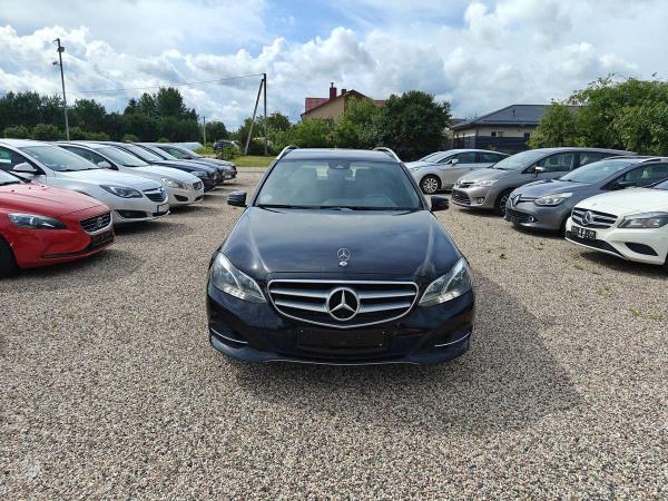 Black Mercedes-Benz e-200 2014 in Vilnius, with an engine capacity of 2.14 L and mileage of 284 thousand km for 7500 €, photo 1 on AUTOMOTO.COM.LV