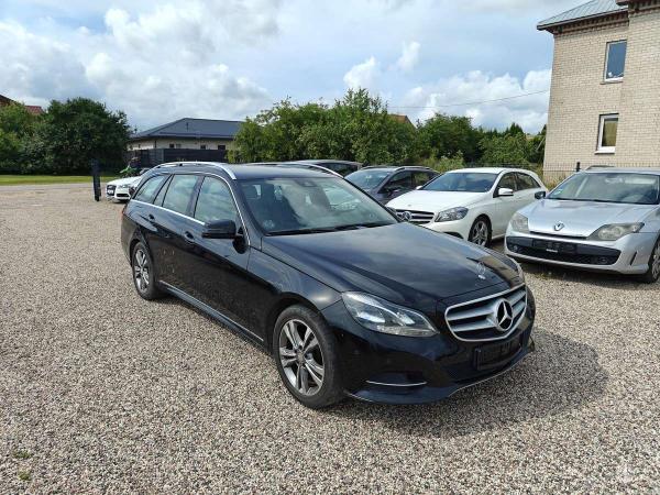 Black Mercedes-Benz e-200 2014 in Vilnius, with an engine capacity of 2.14 L and mileage of 284 thousand km for 7500 €, photo 4 on AUTOMOTO.COM.LV