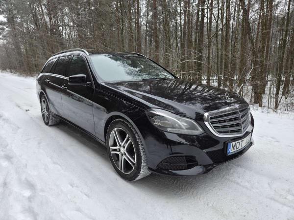Black Mercedes-Benz e-200 2015 in Alytus, with an engine capacity of 2.10 L and mileage of 265 thousand km for 7499 €, photo 3 on AUTOMOTO.COM.LV