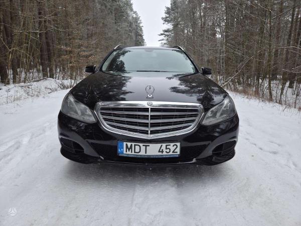 Black Mercedes-Benz e-200 2015 in Alytus, with an engine capacity of 2.10 L and mileage of 265 thousand km for 7299 €, photo 2 on AUTOMOTO.COM.LV