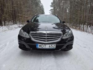 Melns Mercedes-Benz e-200 2015 Alīta, ar dzinēja tilpumu 2.10 L un nobraukumu 265 tūkst. km par 7299 €, foto 2 vietnē AUTOMOTO.COM.LV