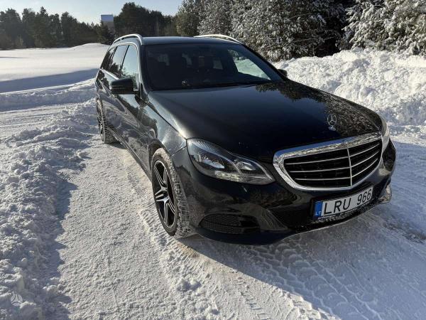 Melns Mercedes-Benz e-200 2016 Radviliškis, ar dzinēja tilpumu 2.20 L un nobraukumu 420 tūkst. km par 7800 €, foto 3 vietnē AUTOMOTO.COM.LV