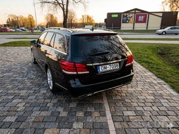 Melns Mercedes-Benz e-200 2016 Jelgava, ar dzinēja tilpumu 2.20 L un nobraukumu 276 tūkst. km par 7550 €, foto 3 vietnē AUTOMOTO.COM.LV