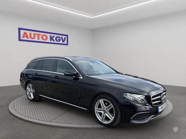 Black Mercedes-Benz e-200 2018 in Kaunas, with an engine capacity of 2.00 L and mileage of 380 thousand km for 14999 €, photo 7 on AUTOMOTO.COM.LV