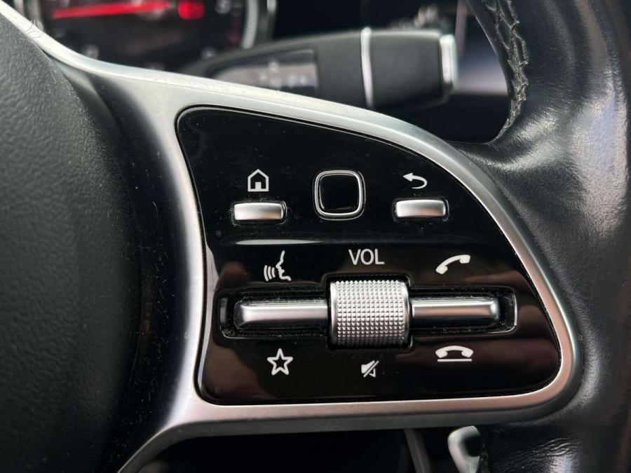 Черный Мерседес E 200 2018 в Каунас, объемом двигателя 2.00 л и пробегом 380 тыс. км за 14999 €, фото 17 на AUTOMOTO.COM.LV