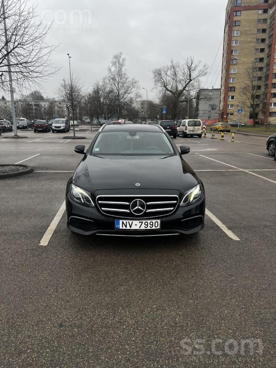 Melns Mercedes-Benz e-200 2019 Rīga, ar dzinēja tilpumu 1.60 L un nobraukumu 239 tūkst. km par 16500 €, foto 1 vietnē AUTOMOTO.COM.LV