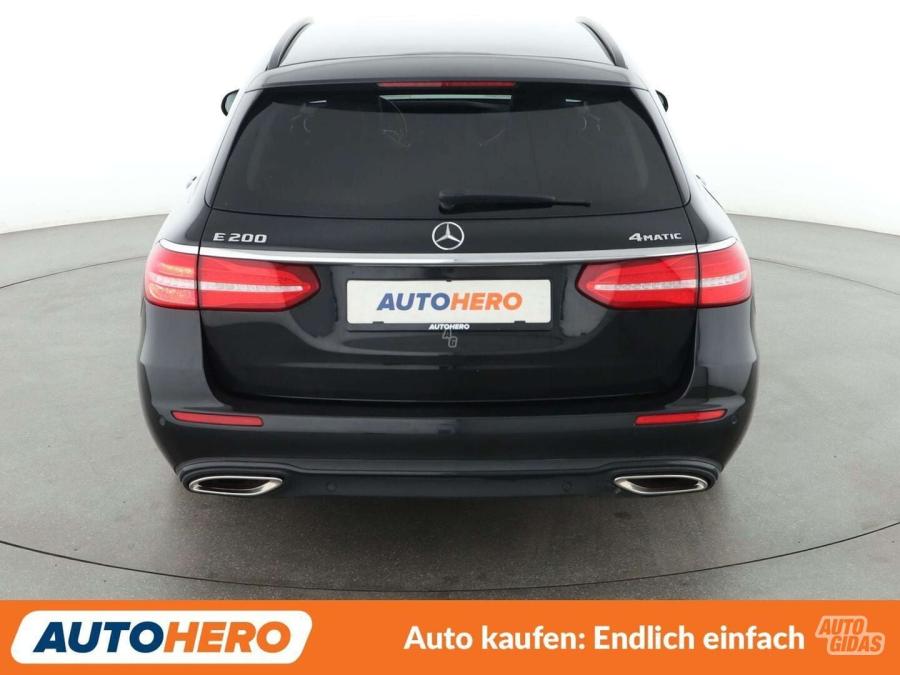 Melns Mercedes-Benz e-200 2019 Kauņa, ar dzinēja tilpumu 2.00 L un nobraukumu 79 tūkst. km par 30372 €, foto 5 vietnē AUTOMOTO.COM.LV