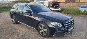 Melns Mercedes-Benz e-200 2019 Rīga, ar dzinēja tilpumu 2.00 L un nobraukumu 400 tūkst. km par 7500 €, foto  vietnē AUTOMOTO.COM.LV