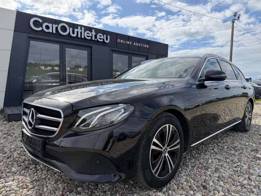 Черный Мерседес E 200 2019 в Вильнюс, объемом двигателя 1.60 л и пробегом 167 тыс. км за 19965 €, фото 1 на AUTOMOTO.COM.LV