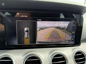 Черный Мерседес E 200 2019 в Вильнюс, объемом двигателя 1.60 л и пробегом 167 тыс. км за 19965 €, фото 19 на AUTOMOTO.COM.LV