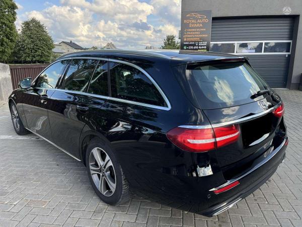 Черный Мерседес E 200 2019 в Таураге, объемом двигателя 1.60 л и пробегом 220 тыс. км за 12900 €, фото 9 на AUTOMOTO.COM.LV