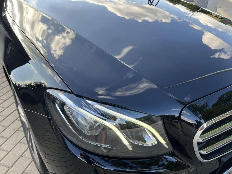 Черный Мерседес E 200 2019 в Таураге, объемом двигателя 1.60 л и пробегом 220 тыс. км за 12900 €, фото 20 на AUTOMOTO.COM.LV