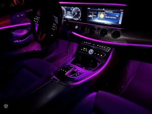 Черный Мерседес E 200 2019 в Таураге, объемом двигателя 1.60 л и пробегом 220 тыс. км за 12900 €, фото 26 на AUTOMOTO.COM.LV