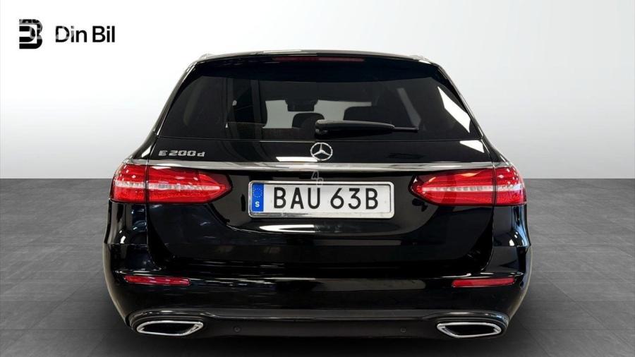 Melns Mercedes-Benz e-200 2020 Kauņa, ar dzinēja tilpumu 0.00 L un nobraukumu 96 tūkst. km par 28815 €, foto 5 vietnē AUTOMOTO.COM.LV