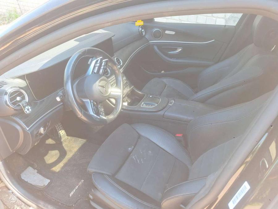 Black Mercedes-Benz e-200 2021 in Taurage, with an engine capacity of 2.00 L and mileage of 220 thousand km for 11500 €, photo 14 on AUTOMOTO.COM.LV