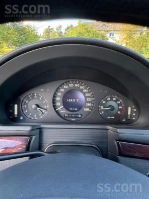 Синий Мерседес E 200 2002 в Рига, объемом двигателя 1.80 л и пробегом 162 тыс. км за 2700 €, фото 8 на AUTOMOTO.COM.LV