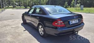 Blue Mercedes-Benz e-200 2004 in Riga, with an engine capacity of 2.20 L and mileage of 453 thousand km for 1600 €, photo 4 on AUTOMOTO.COM.LV