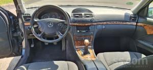 Blue Mercedes-Benz e-200 2004 in Riga, with an engine capacity of 2.20 L and mileage of 453 thousand km for 1600 €, photo 6 on AUTOMOTO.COM.LV