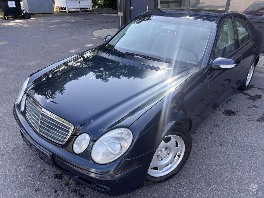 Zils Mercedes-Benz e-200 2004 Utena, ar dzinēja tilpumu 2.15 L un nobraukumu 270 tūkst. km par 2500 €, foto 9 vietnē AUTOMOTO.COM.LV