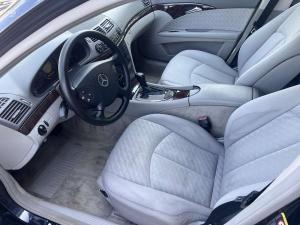 Zils Mercedes-Benz e-200 2004 Utena, ar dzinēja tilpumu 2.15 L un nobraukumu 270 tūkst. km par 2500 €, foto 15 vietnē AUTOMOTO.COM.LV