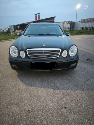 Zils Mercedes-Benz e-200 2004 Viļņa, ar dzinēja tilpumu 2.20 L un nobraukumu 274 tūkst. km par 2350 €, foto 4 vietnē AUTOMOTO.COM.LV