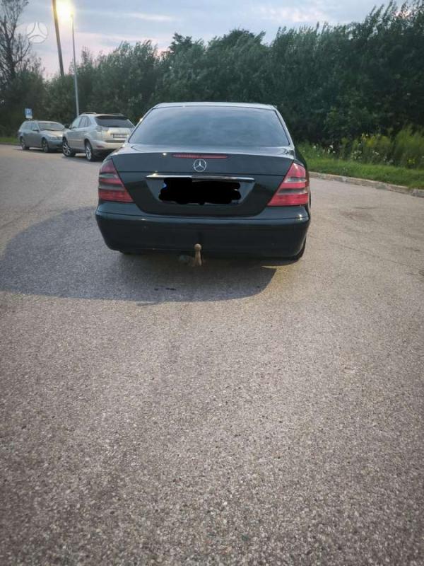 Blue Mercedes-Benz e-200 2004 in Vilnius, with an engine capacity of 2.20 L and mileage of 274 thousand km for 2350 €, photo 6 on AUTOMOTO.COM.LV