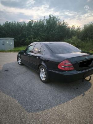 Zils Mercedes-Benz e-200 2004 Viļņa, ar dzinēja tilpumu 2.20 L un nobraukumu 274 tūkst. km par 2350 €, foto 9 vietnē AUTOMOTO.COM.LV