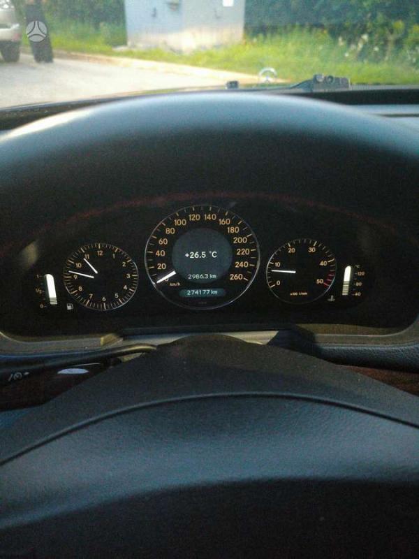 Blue Mercedes-Benz e-200 2004 in Vilnius, with an engine capacity of 2.20 L and mileage of 274 thousand km for 2350 €, photo 10 on AUTOMOTO.COM.LV