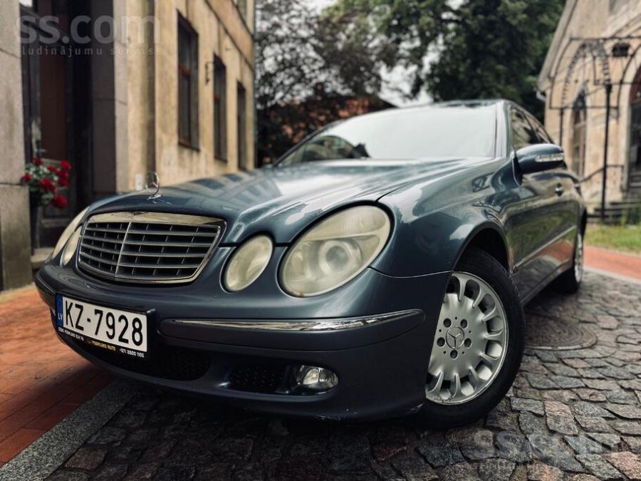 Blue Mercedes-Benz e-200 2005 in Cesis, with an engine capacity of 2.20 L and mileage of 0 thousand km for 1690 €, photo 4 on AUTOMOTO.COM.LV