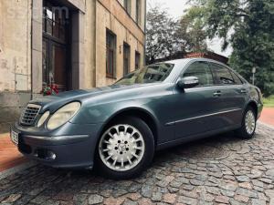 Blue Mercedes-Benz e-200 2005 in Cesis, with an engine capacity of 2.20 L and mileage of 0 thousand km for 1690 €, photo 5 on AUTOMOTO.COM.LV