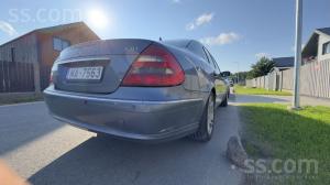 Zils Mercedes-Benz e-200 2006 Rīga, ar dzinēja tilpumu 2.10 L un nobraukumu 321 tūkst. km par 1200 €, foto 5 vietnē AUTOMOTO.COM.LV