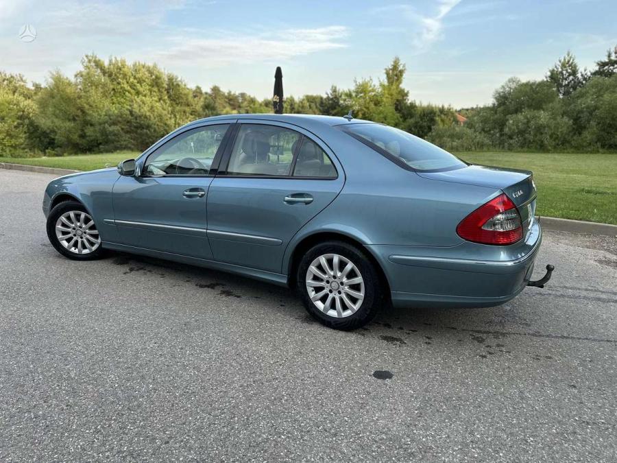 Blue Mercedes-Benz e-200 2008 in Utena, with an engine capacity of 2.20 L and mileage of 338 thousand km for 5250 €, photo 9 on AUTOMOTO.COM.LV