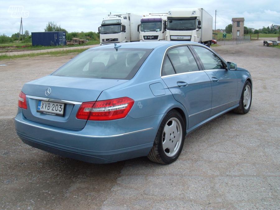 Zils Mercedes-Benz e-200 2010 Šauļi, ar dzinēja tilpumu 2.10 L un nobraukumu 430 tūkst. km par 5200 €, foto 7 vietnē AUTOMOTO.COM.LV