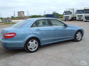 Zils Mercedes-Benz e-200 2010 Šauļi, ar dzinēja tilpumu 2.10 L un nobraukumu 430 tūkst. km par 5200 €, foto 8 vietnē AUTOMOTO.COM.LV