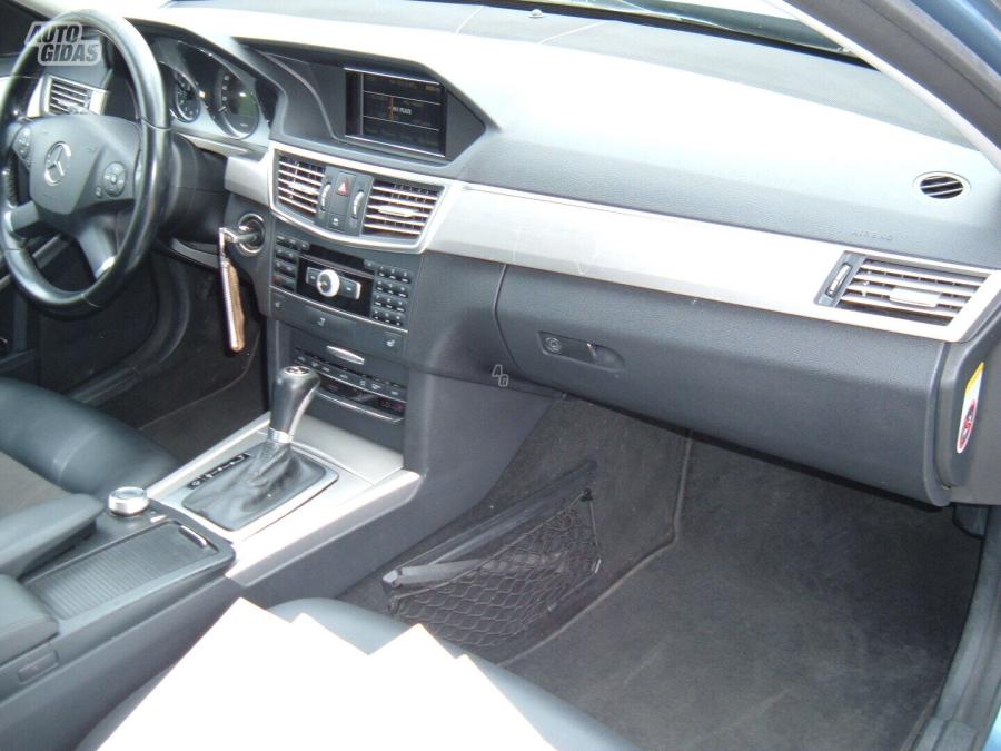 Zils Mercedes-Benz e-200 2010 Šauļi, ar dzinēja tilpumu 2.10 L un nobraukumu 430 tūkst. km par 5200 €, foto 10 vietnē AUTOMOTO.COM.LV