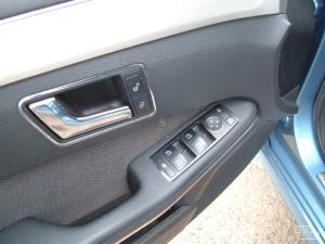 Zils Mercedes-Benz e-200 2010 Šauļi, ar dzinēja tilpumu 2.10 L un nobraukumu 430 tūkst. km par 5200 €, foto 13 vietnē AUTOMOTO.COM.LV