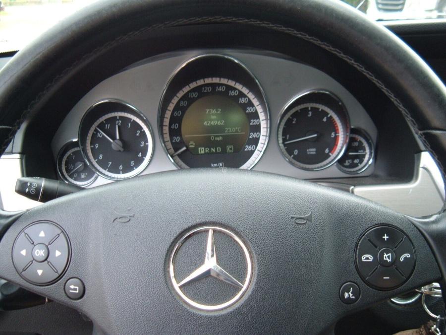 Zils Mercedes-Benz e-200 2010 Šauļi, ar dzinēja tilpumu 2.10 L un nobraukumu 430 tūkst. km par 5200 €, foto 14 vietnē AUTOMOTO.COM.LV