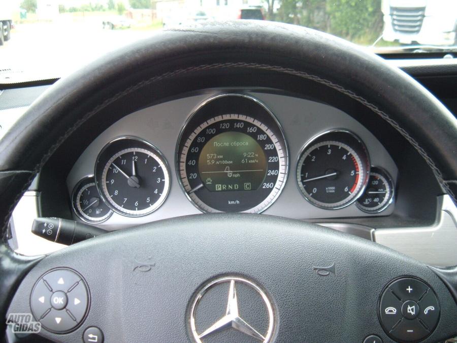 Zils Mercedes-Benz e-200 2010 Šauļi, ar dzinēja tilpumu 2.10 L un nobraukumu 430 tūkst. km par 5200 €, foto 15 vietnē AUTOMOTO.COM.LV