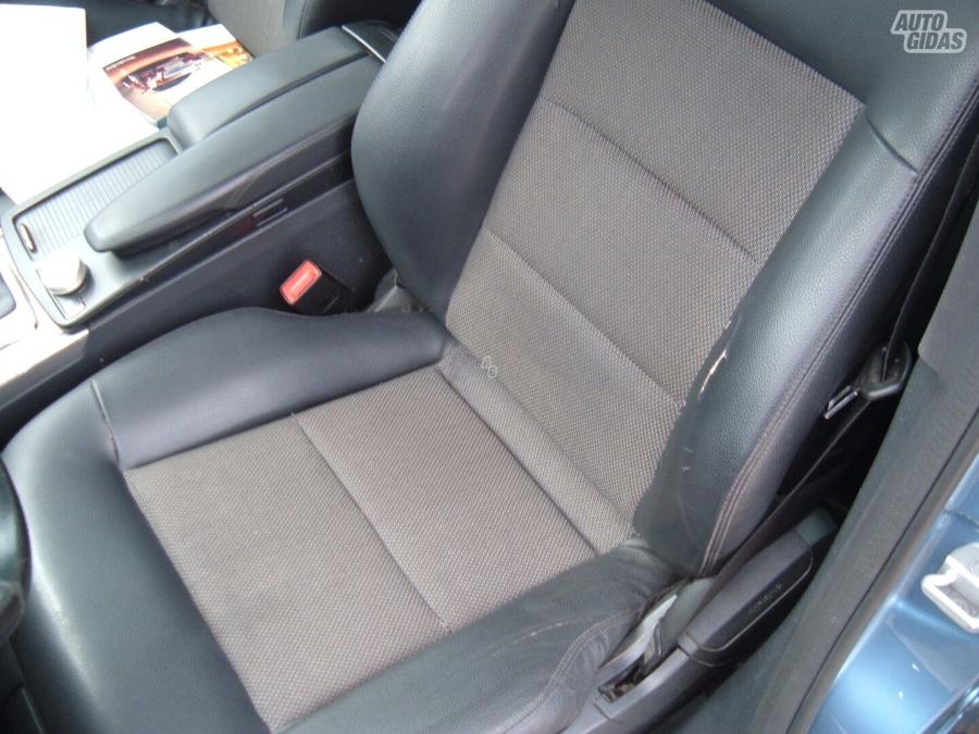Zils Mercedes-Benz e-200 2010 Šauļi, ar dzinēja tilpumu 2.10 L un nobraukumu 430 tūkst. km par 5200 €, foto 19 vietnē AUTOMOTO.COM.LV
