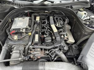 Синий Мерседес E 200 2010 в Балви, объемом двигателя 2.20 л и пробегом 297 тыс. км за 6500 €, фото 14 на AUTOMOTO.COM.LV