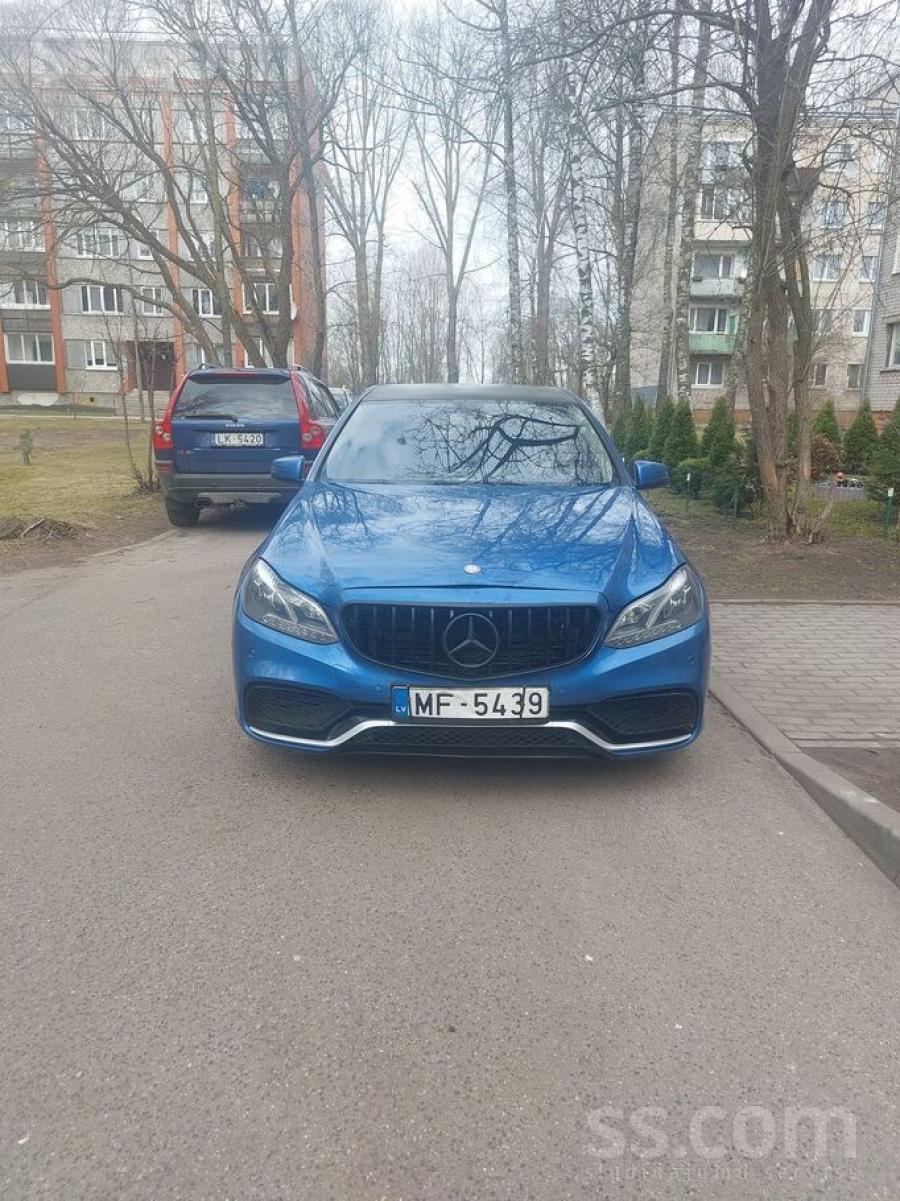 Zils Mercedes-Benz e-200 2011 Rīga, ar dzinēja tilpumu 2.10 L un nobraukumu 473 tūkst. km par 6200 €, foto 5 vietnē AUTOMOTO.COM.LV