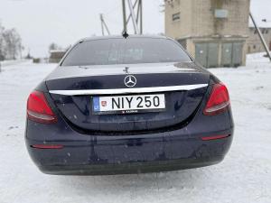 Zils Mercedes-Benz e-200 2018 Kauņa, ar dzinēja tilpumu 2.00 L un nobraukumu 305 tūkst. km par 9900 €, foto 6 vietnē AUTOMOTO.COM.LV