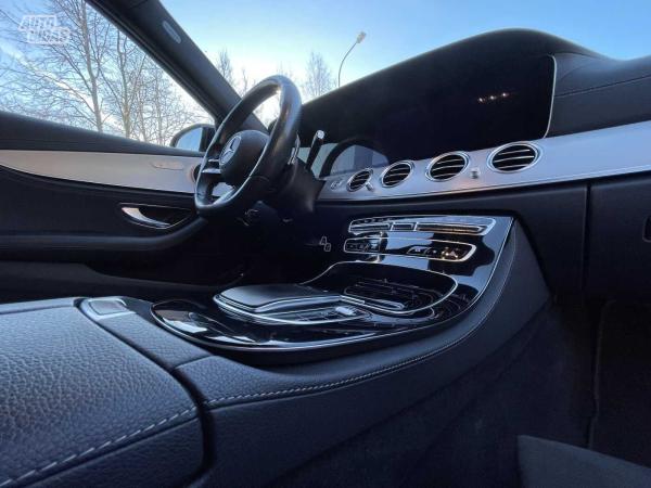 Zils Mercedes-Benz e-200 2021 Viļņa, ar dzinēja tilpumu 2.00 L un nobraukumu 81 tūkst. km par 25900 €, foto 10 vietnē AUTOMOTO.COM.LV