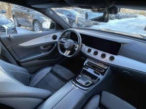 Blue Mercedes-Benz e-200 2021 in Vilnius, with an engine capacity of 1.99 L and mileage of 81 thousand km for 25900 €, photo 13 on AUTOMOTO.COM.LV